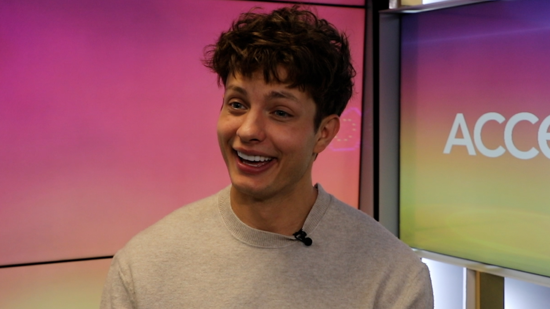 Matt Rife Finally Breaks Silence After Jokes Cause Huge Controversy ...