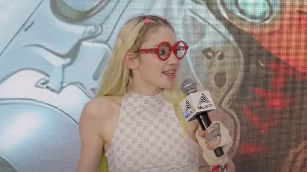 Grimes Says She’s Changed Her and Elon Musk’s Daughter’s Name from Exa ... Grimes Says She’s Changed Her and Elon Musk’s Daughter’s Name from Exa ...