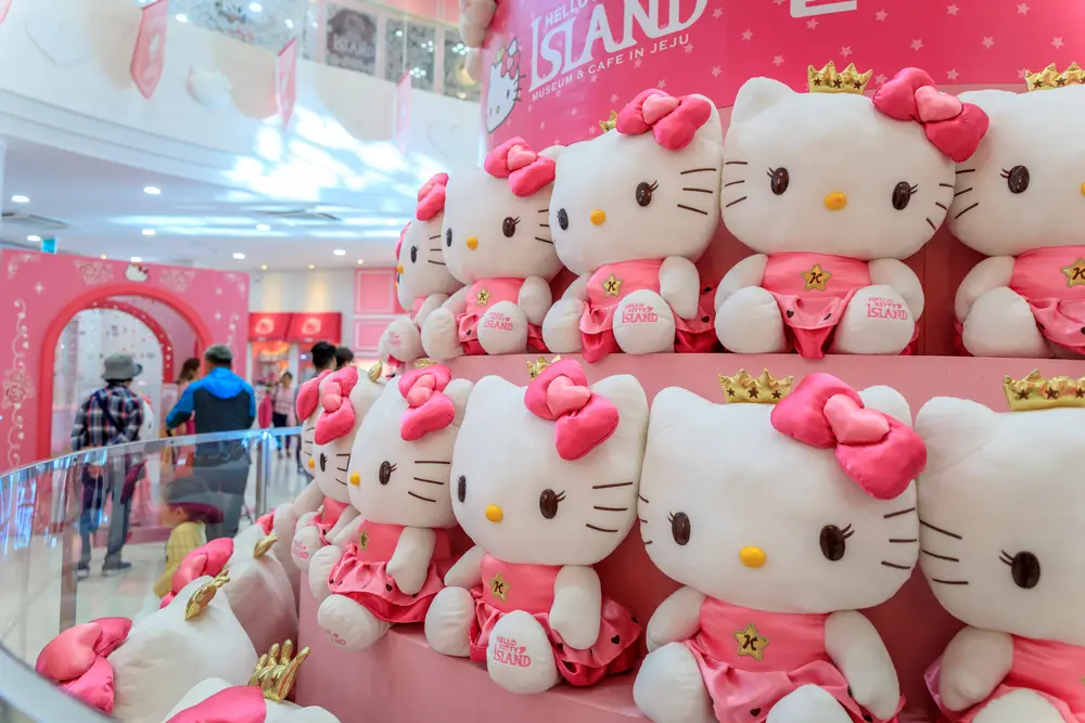 Apparently ‘Hello Kitty’ Isn’t A Kitty At All - The Hook news