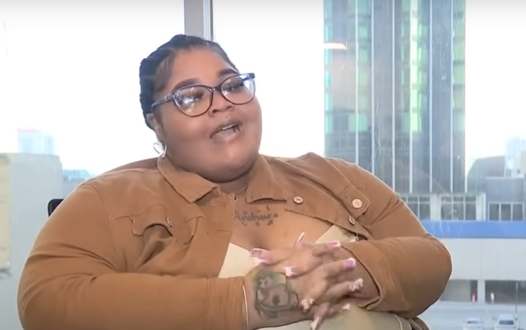 Woman Sues Lyft Claiming Driver Refused To Pick Her Up Because She ...